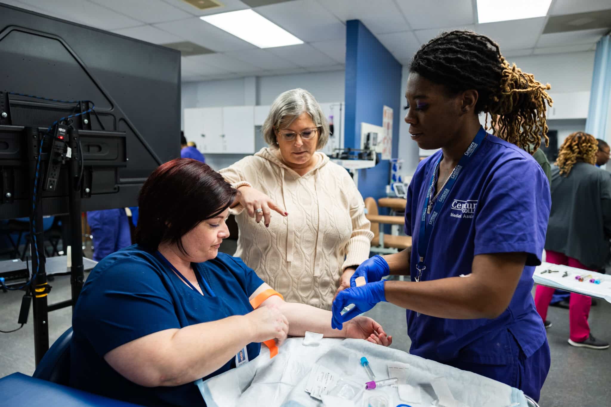 Associates of Occupational Science in Medical Assisting | Centura College